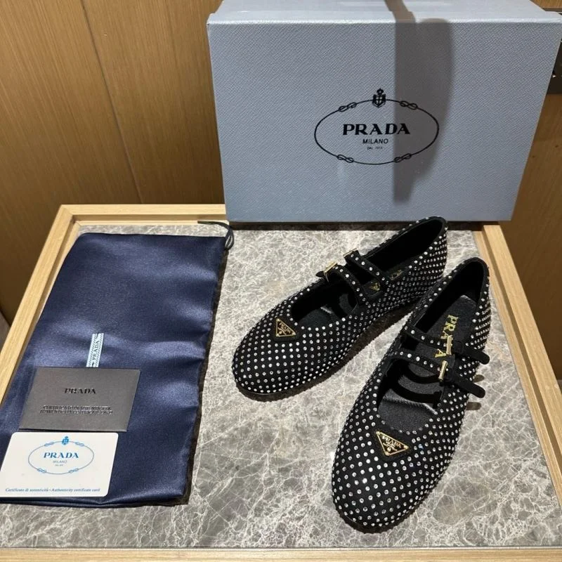 High fidelity Prada Low Shoes