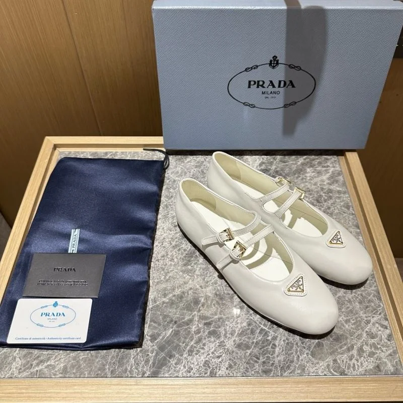 Precise copy Prada Low Shoes