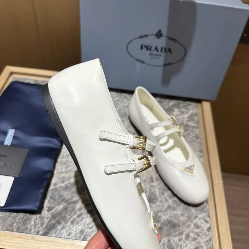 Precise copy Prada Low Shoes