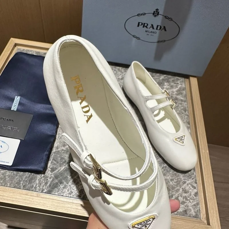Precise copy Prada Low Shoes