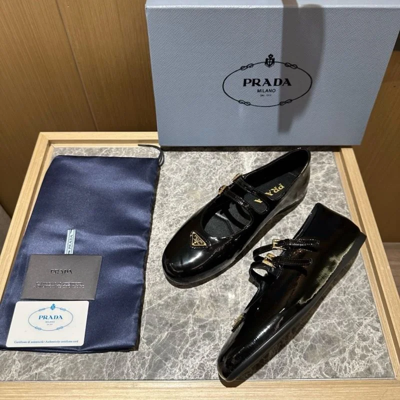 Official Prada Low Shoes