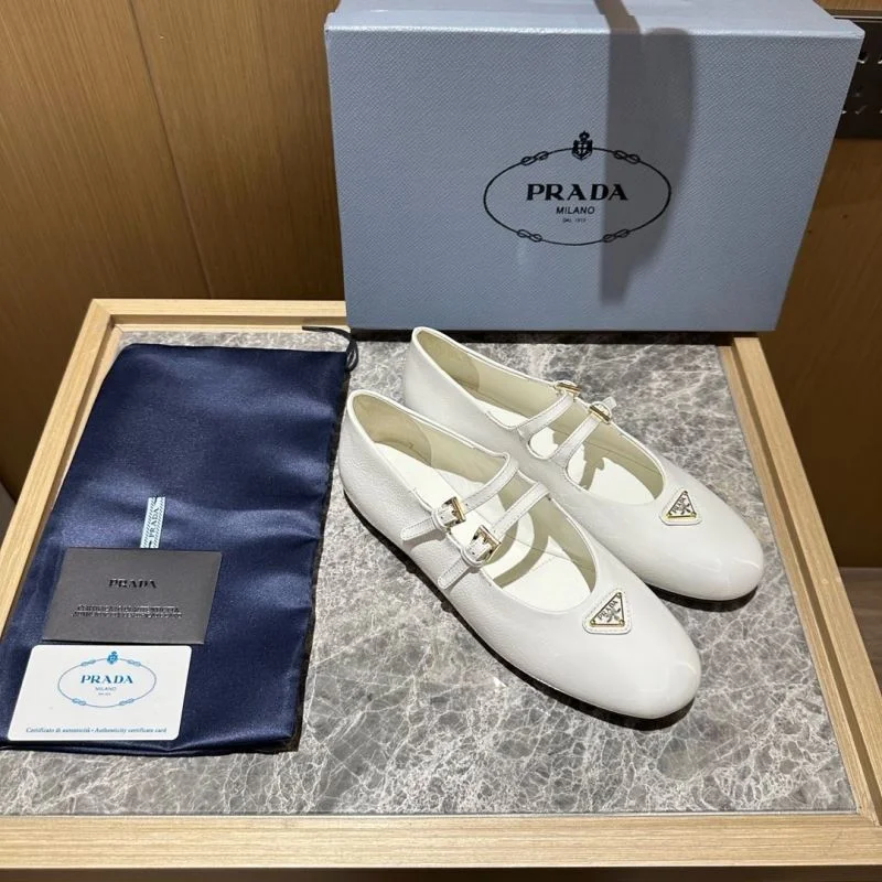 1:1 copy Prada Low Shoes