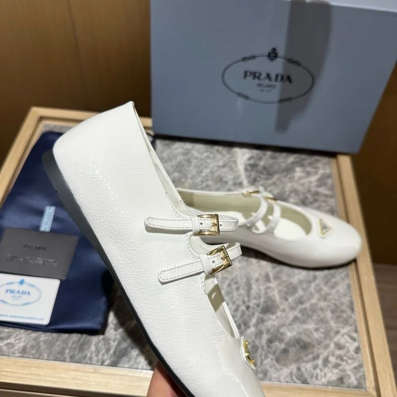 1:1 copy Prada Low Shoes