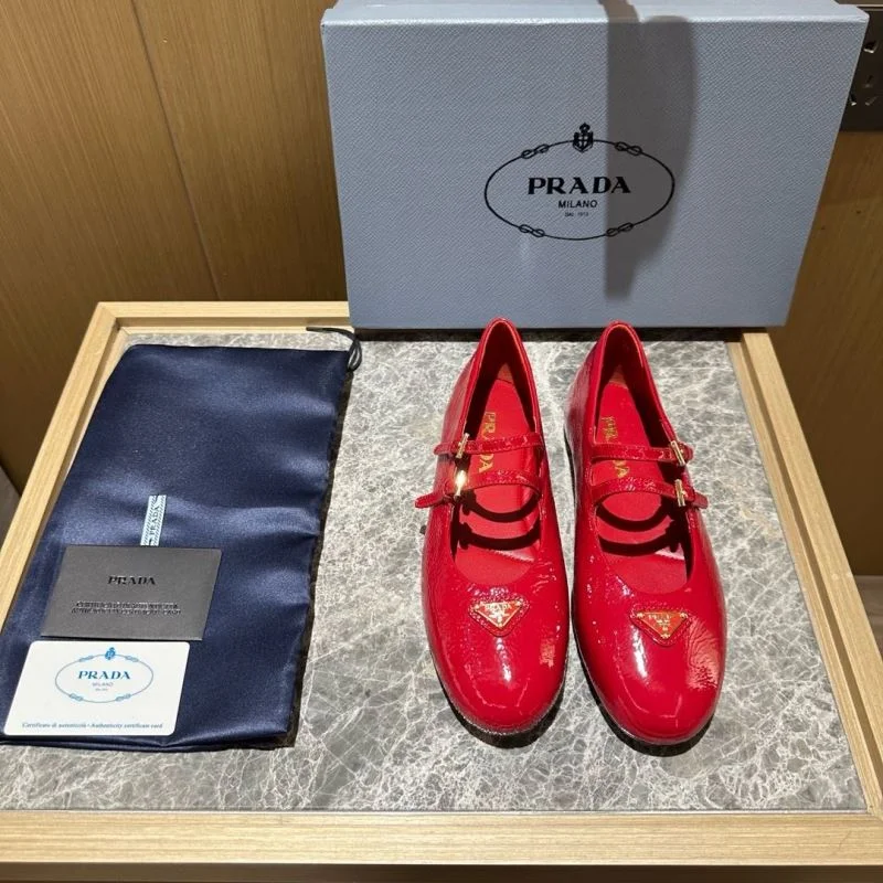 Prada Low Shoes