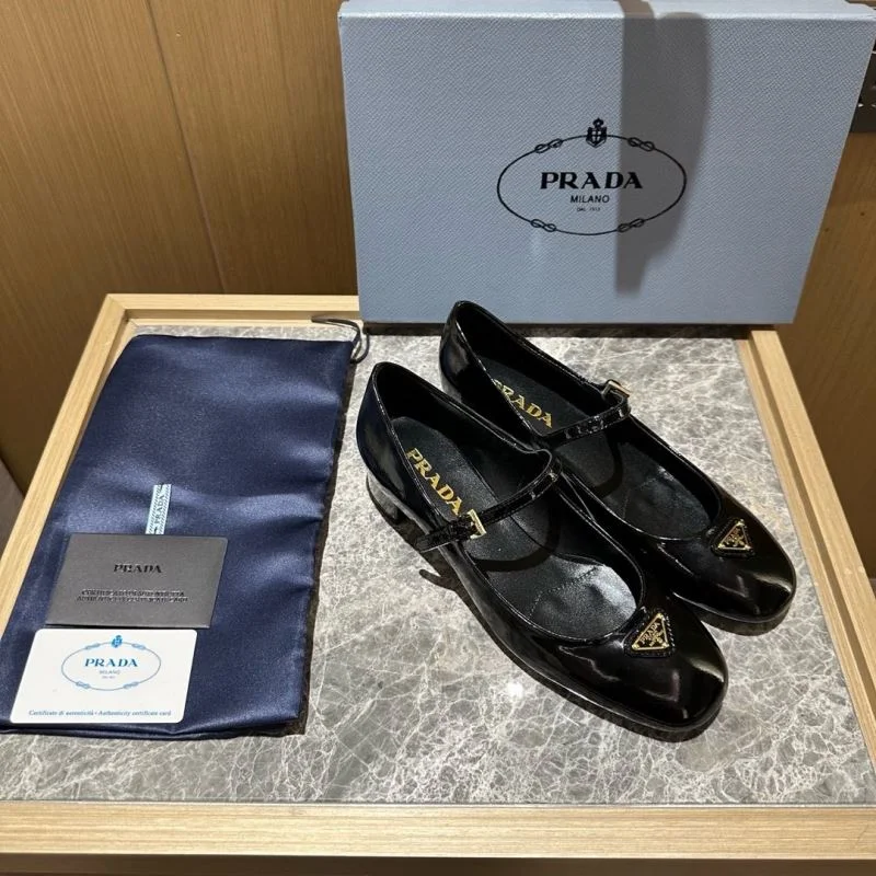 Brand-original Prada Low Shoes