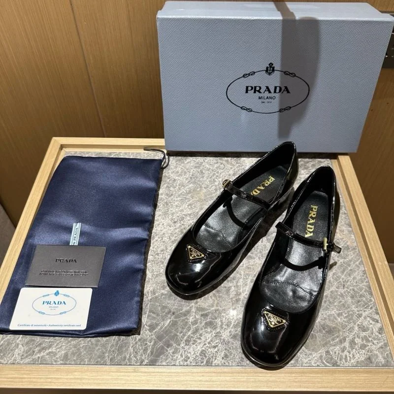 Brand-original Prada Low Shoes
