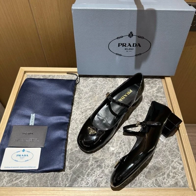 Brand-original Prada Low Shoes
