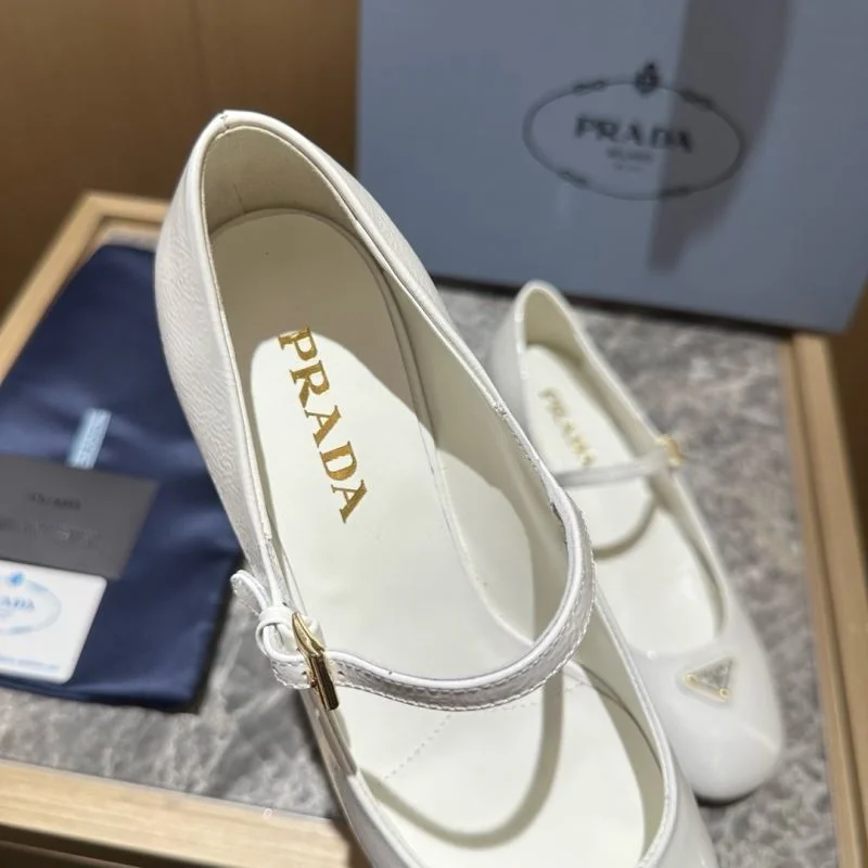 Original Prada Low Shoes