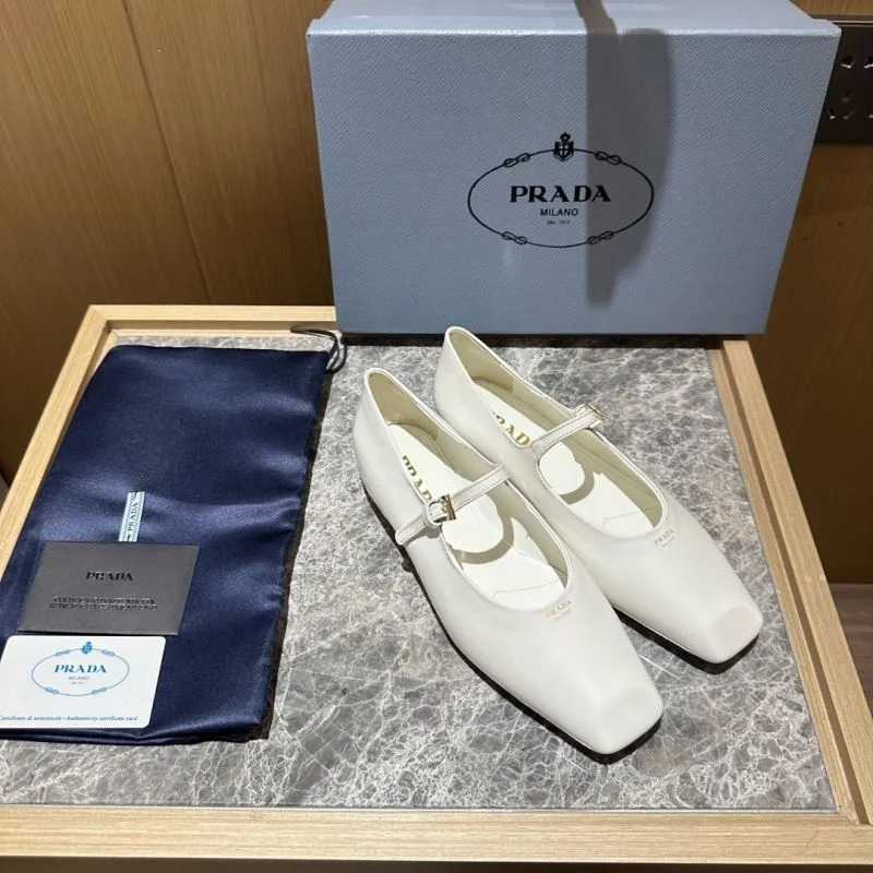 Original Prada Low Shoes
