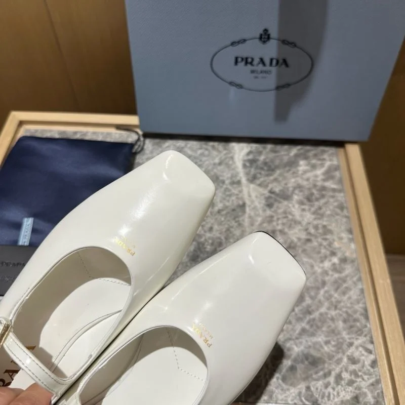 Original Prada Low Shoes