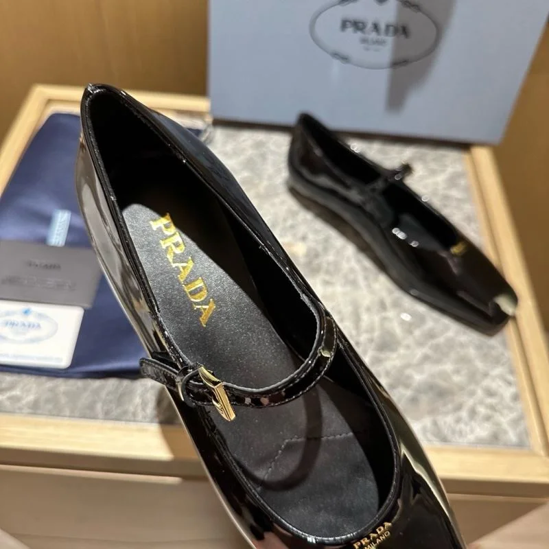 1:1 copy Prada Low Shoes