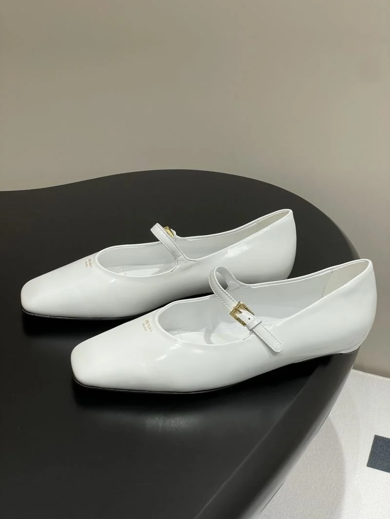 Discounted Prada Low Shoes