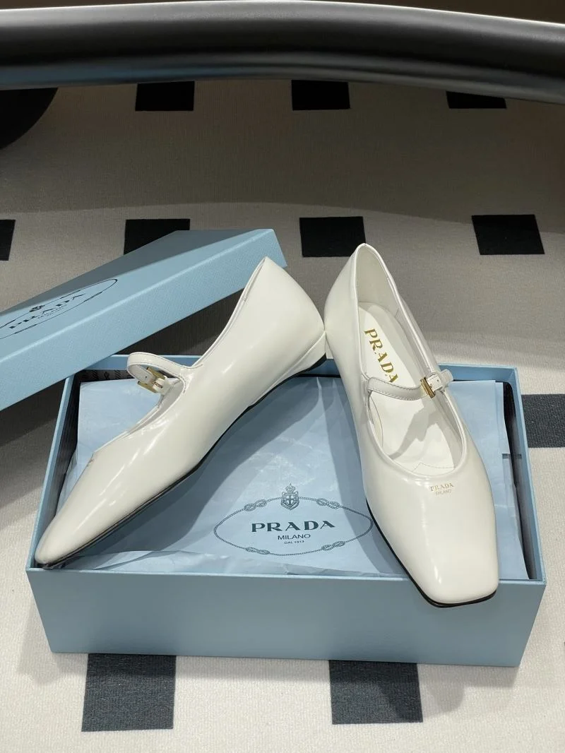 Discounted Prada Low Shoes