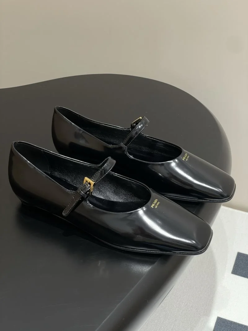 Prada Low Shoes