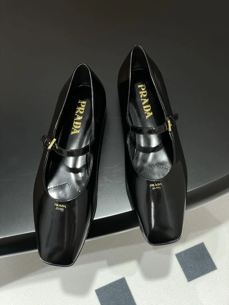 Economical Prada Low Shoes