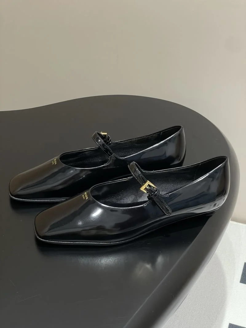 Economical Prada Low Shoes