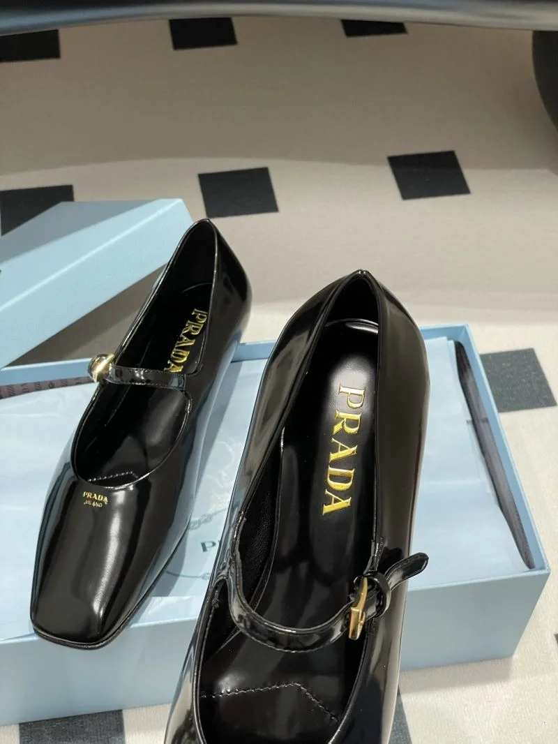 Economical Prada Low Shoes