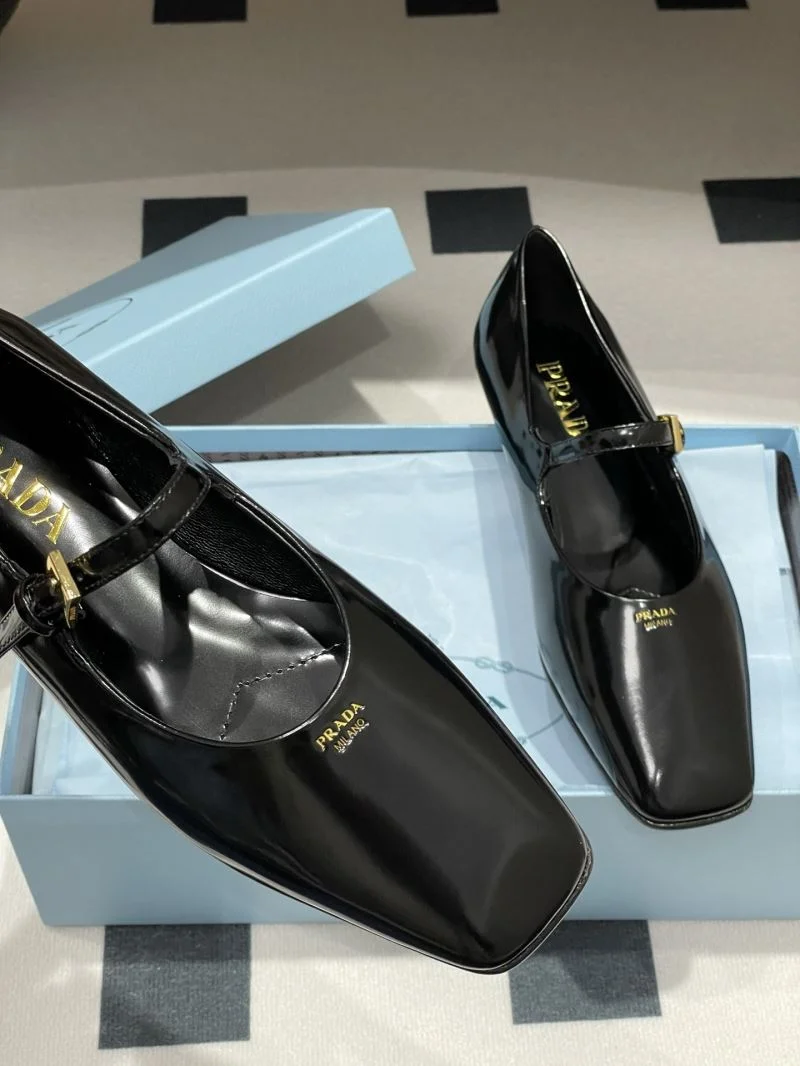 Economical Prada Low Shoes