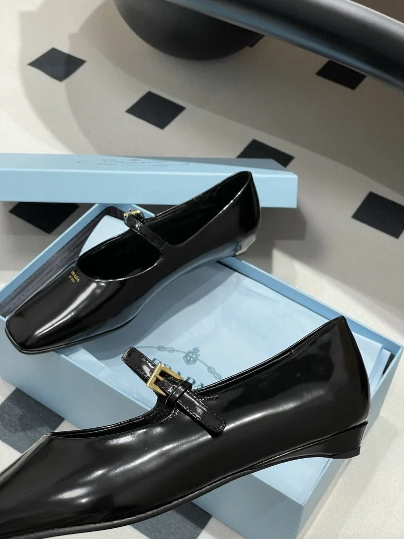 Economical Prada Low Shoes