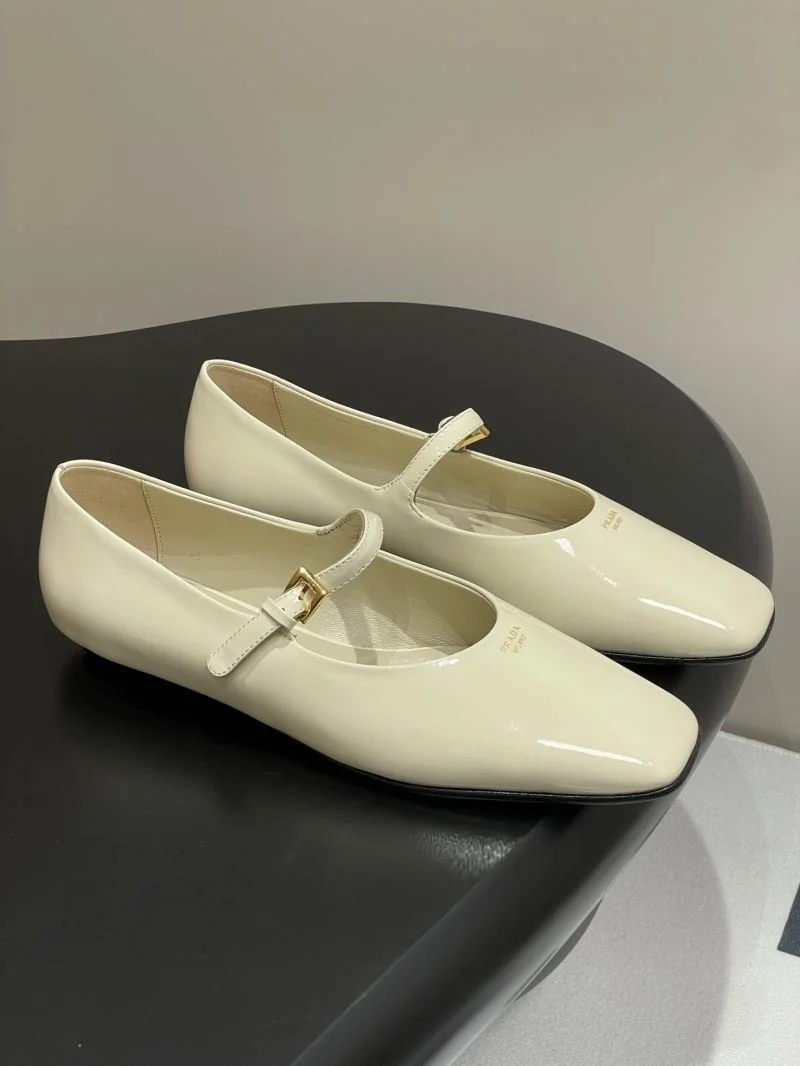 Prada Low Shoes