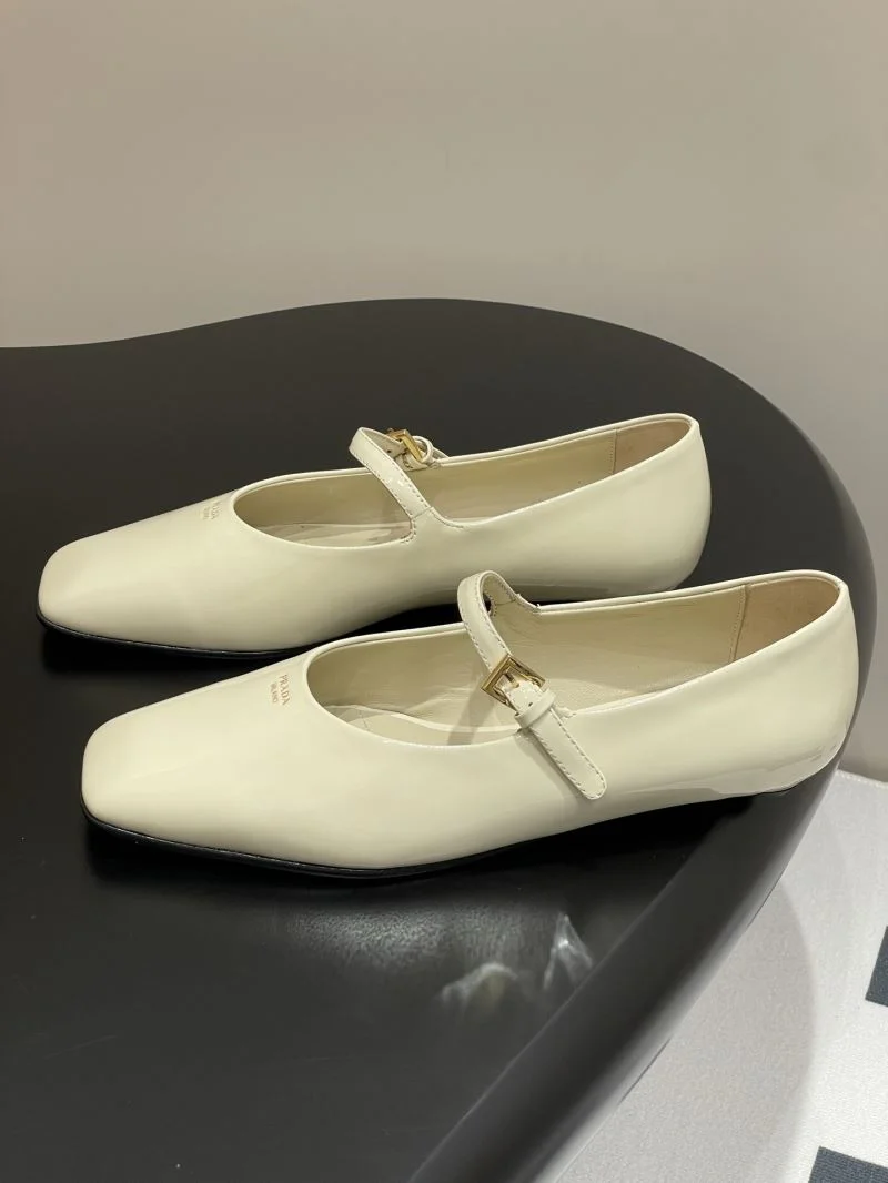 Economical Prada Low Shoes