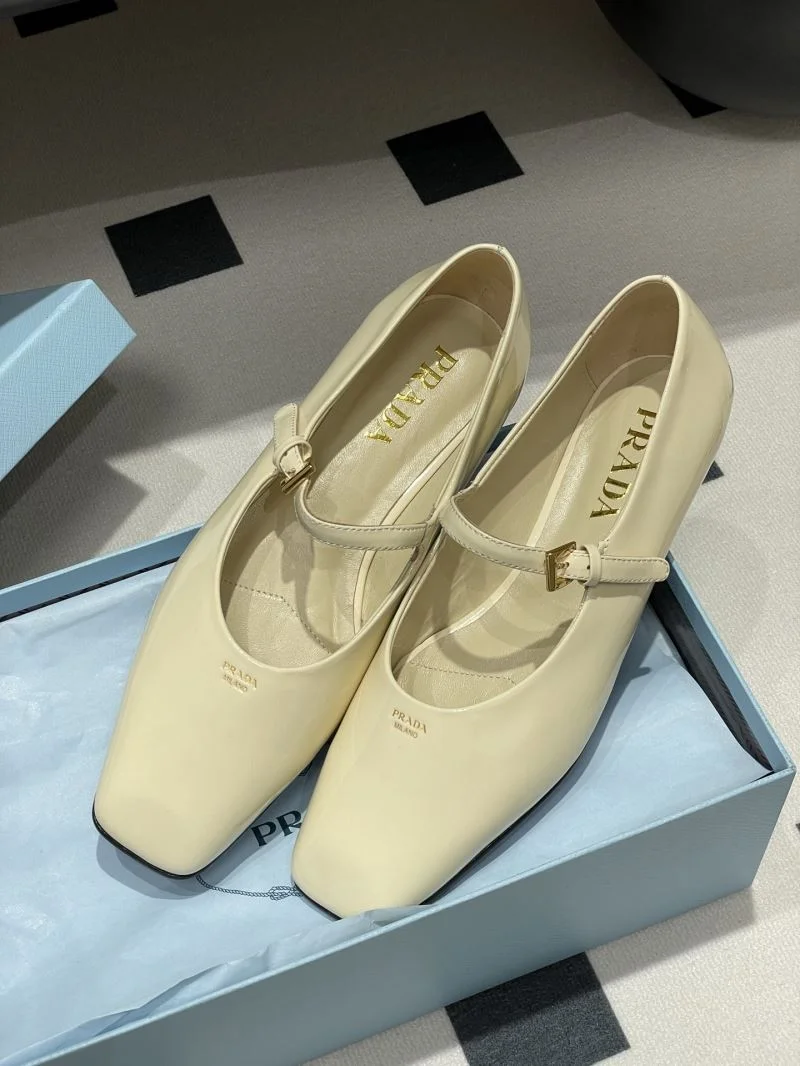 Economical Prada Low Shoes