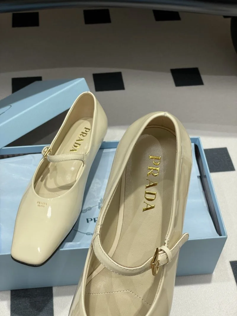 Economical Prada Low Shoes