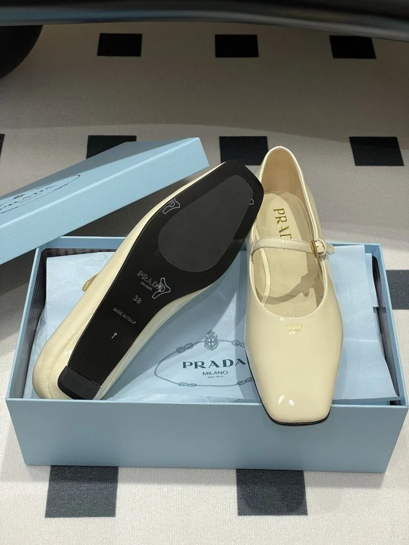 Economical Prada Low Shoes