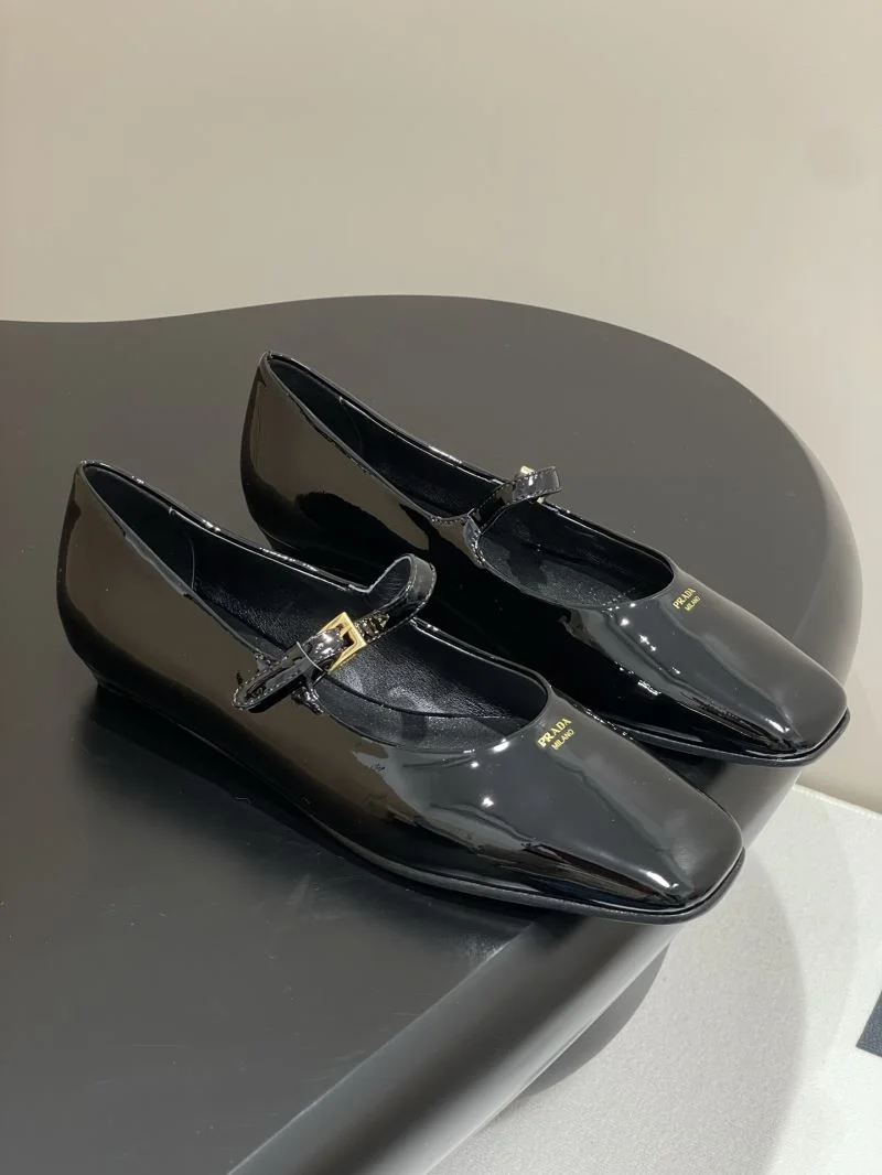 Prada Low Shoes