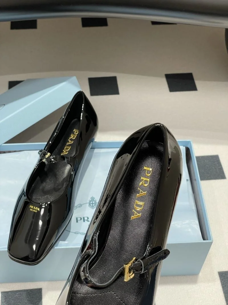 Inexpensive Prada Low Shoes