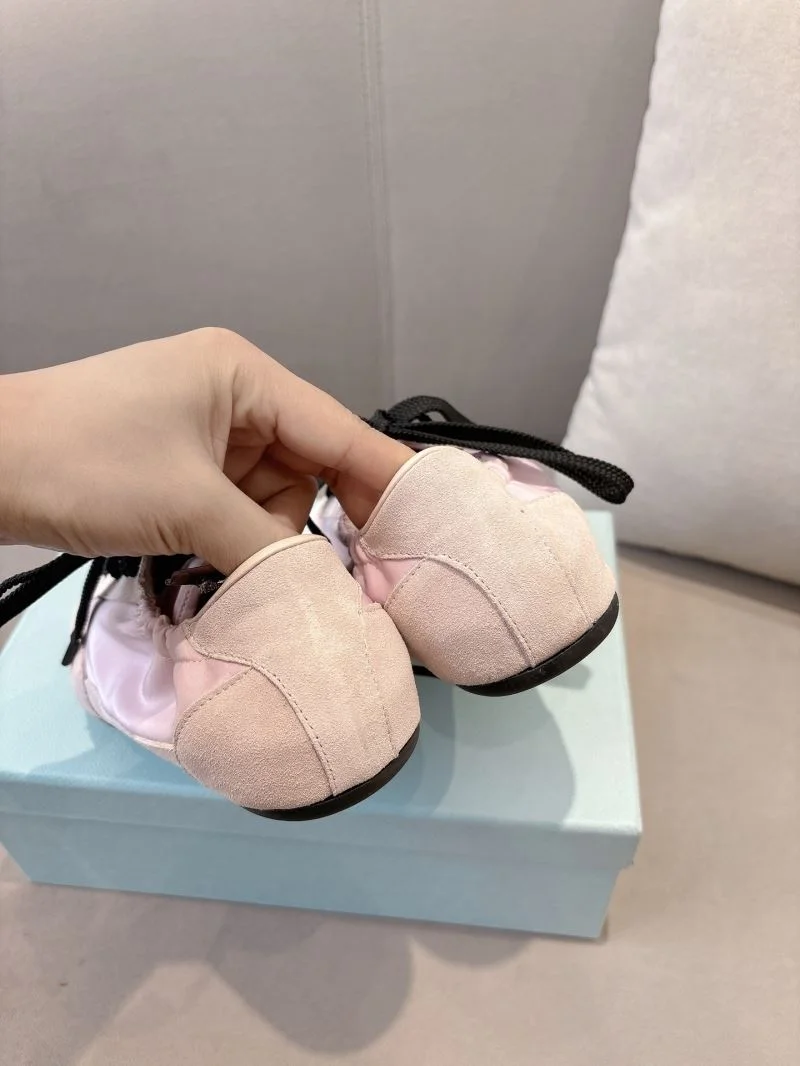 Low-cost Prada Low Shoes