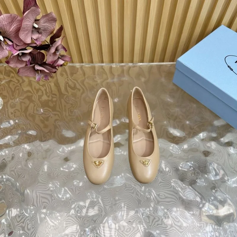 Precise copy Prada Low Shoes