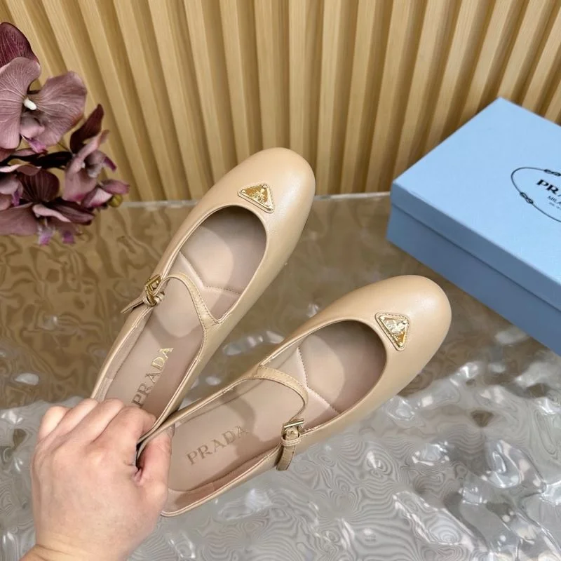 Precise copy Prada Low Shoes