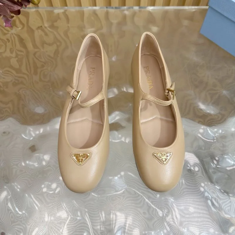 Precise copy Prada Low Shoes