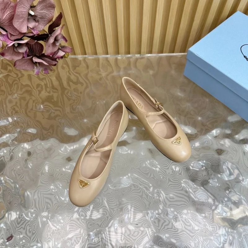 Precise copy Prada Low Shoes