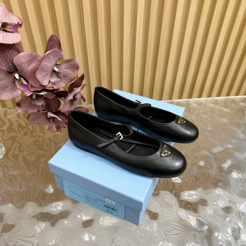 Prada Low Shoes