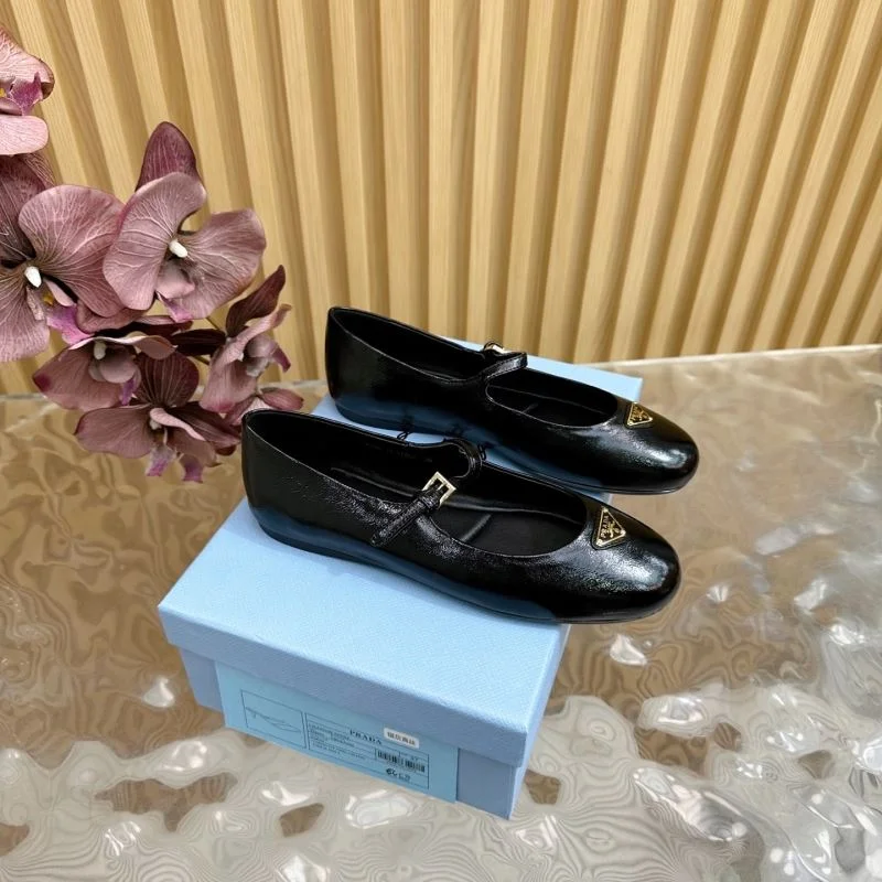 Prada Low Shoes