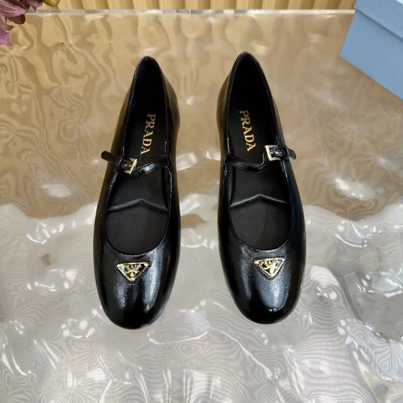 Low-cost Prada Low Shoes