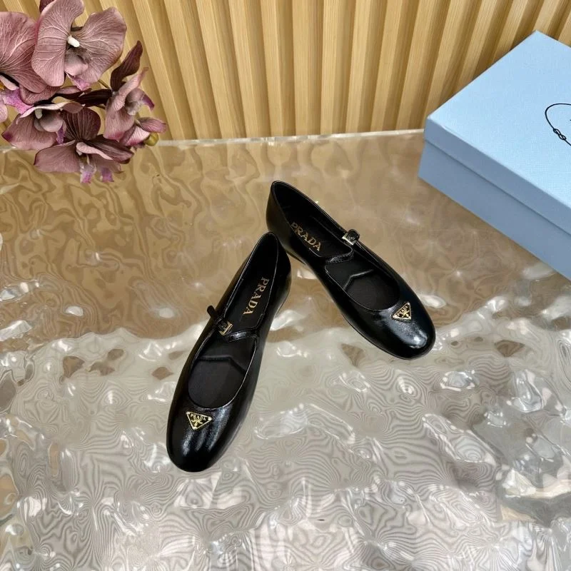 Low-cost Prada Low Shoes
