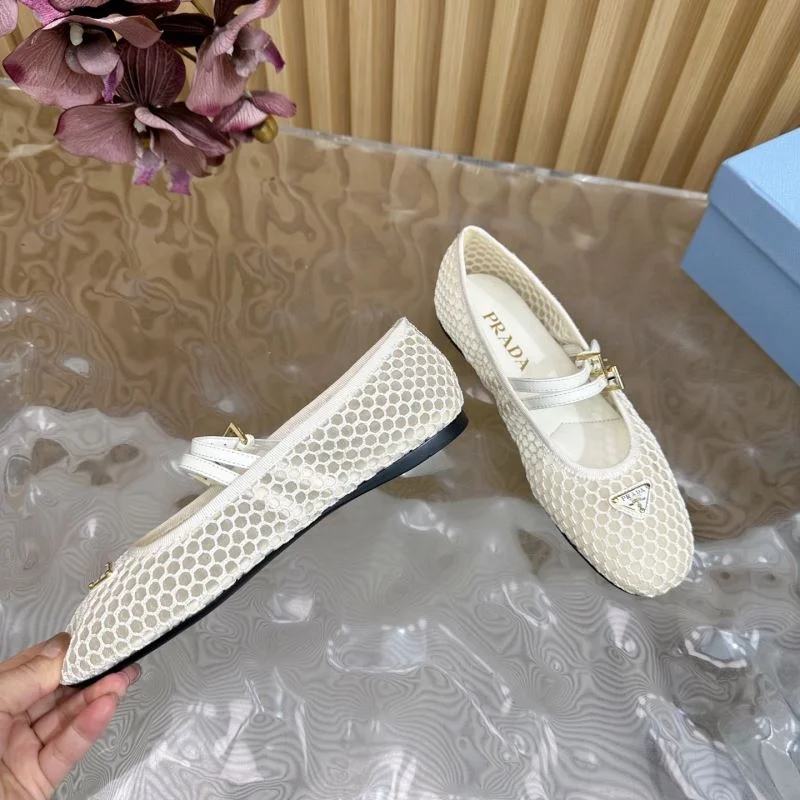 Mirror quality Prada Low Shoes