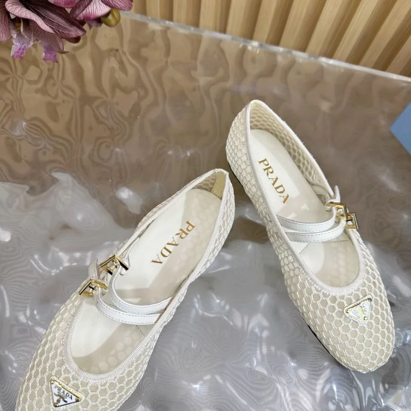 Mirror quality Prada Low Shoes
