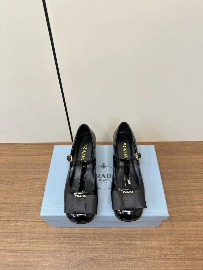 Prada Low Shoes