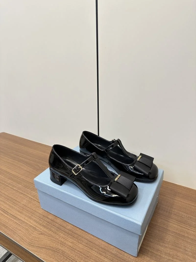 High accuracy Prada Low Shoes