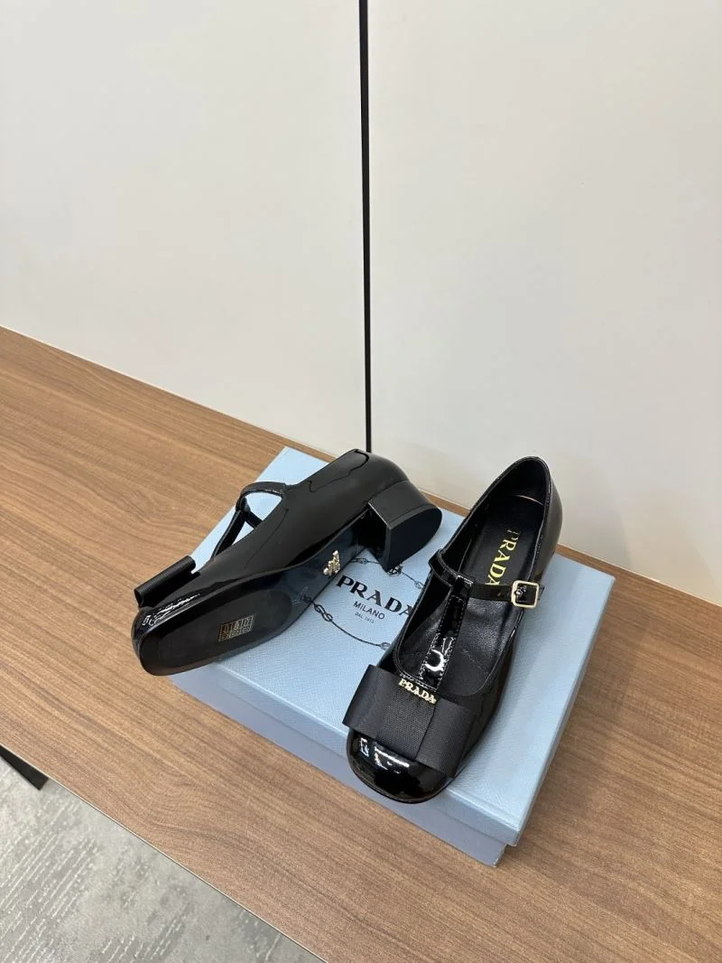 High accuracy Prada Low Shoes