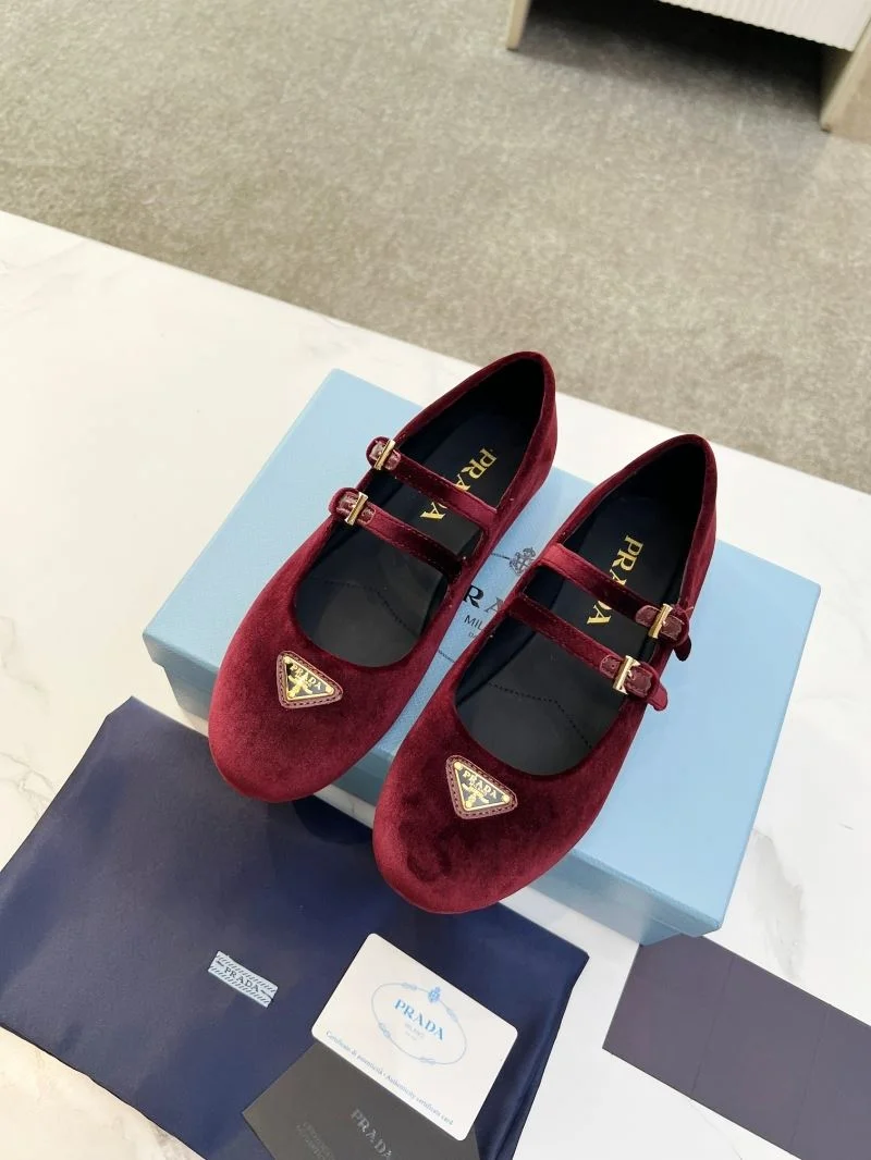 Prada Low Shoes