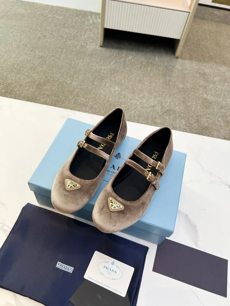 Original Prada Low Shoes