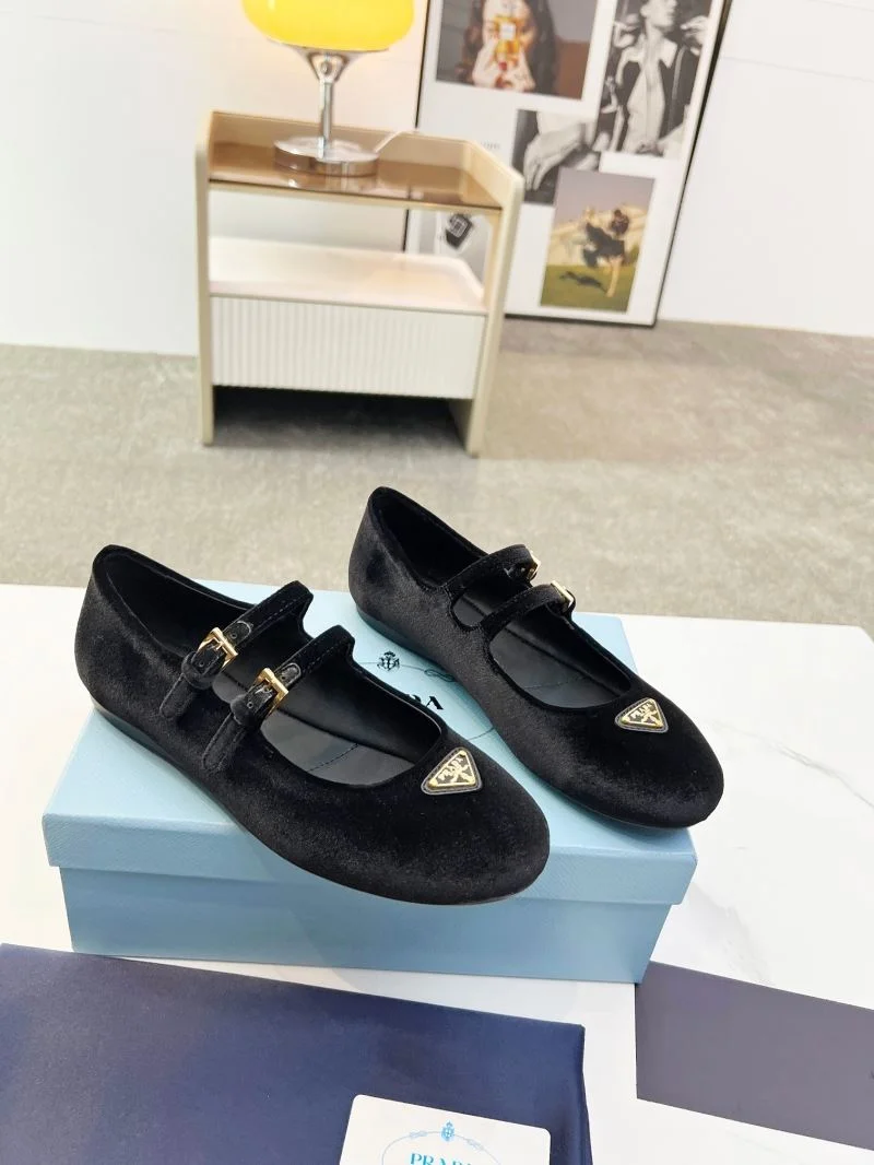 Prada Low Shoes