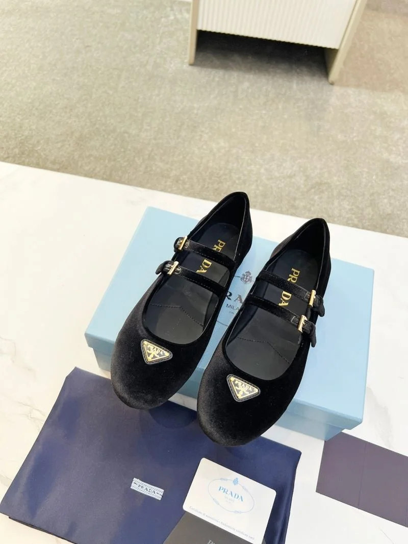 High accuracy Prada Low Shoes