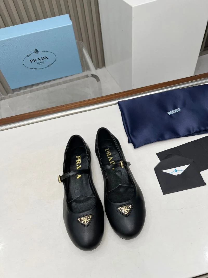 Prada Low Shoes