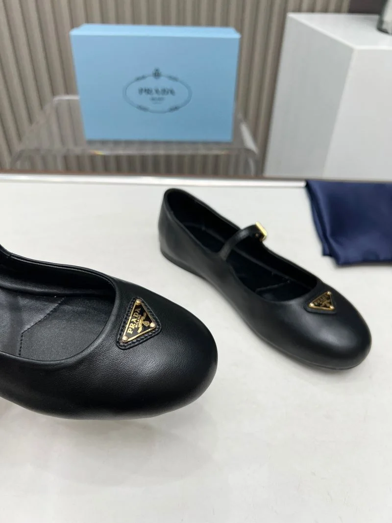 Inexpensive Prada Low Shoes